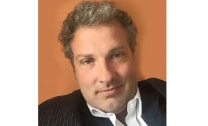 Lawrence Henesey - Forskar Grand Prix